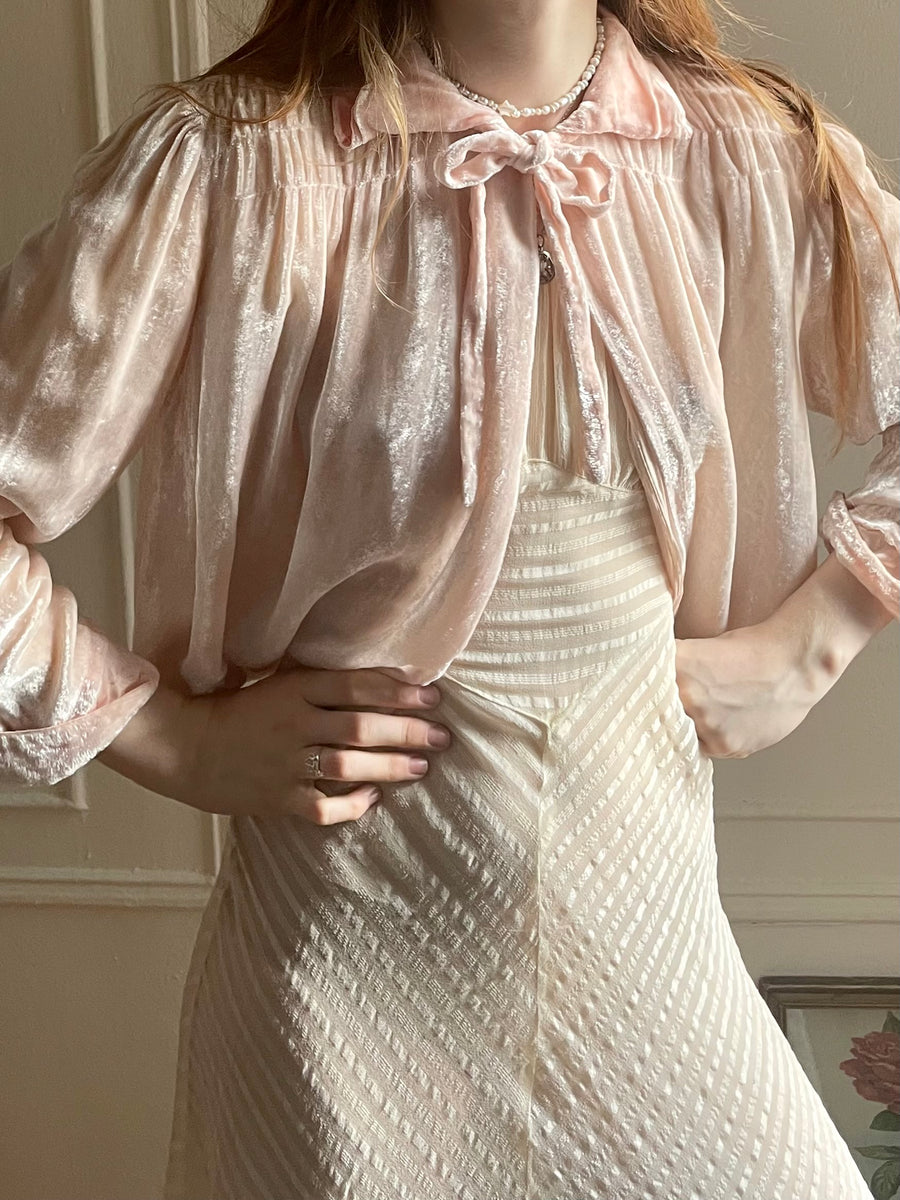 1930s Pale Pink Shimmering Silk Velvet Bed Jacket Bow Tie – Breath Of ...